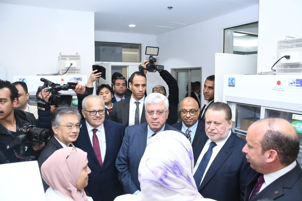 وزير التعليم العالي مجمع العيادات الخارجية إنجاز جديد يُضاف إلى